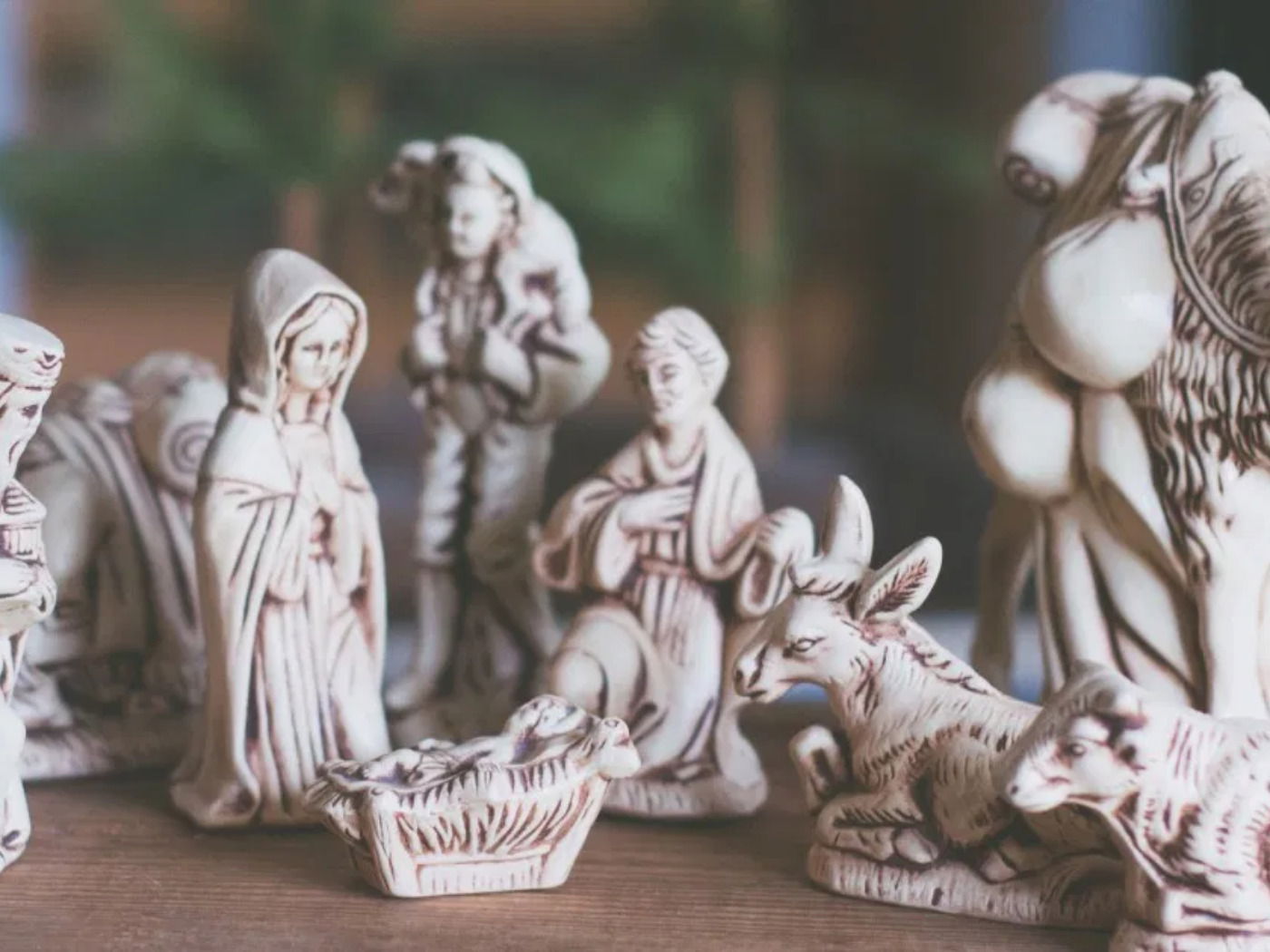 14 Christmas Bible Verses to Celebrate the Birth of Jesus And Fill You ...