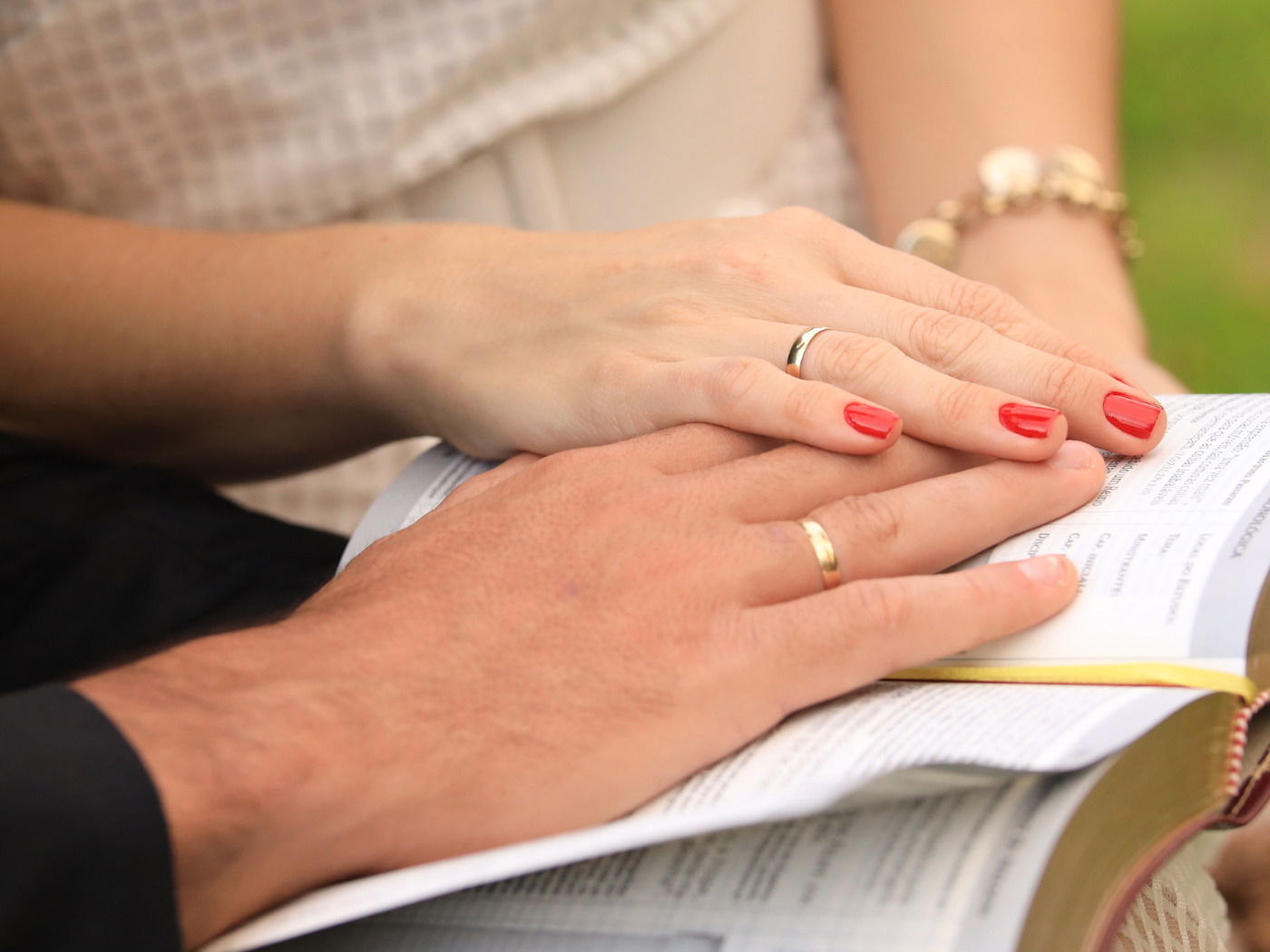 The Role of a Husband in the Bible: 7 Duties of a Man - Bible