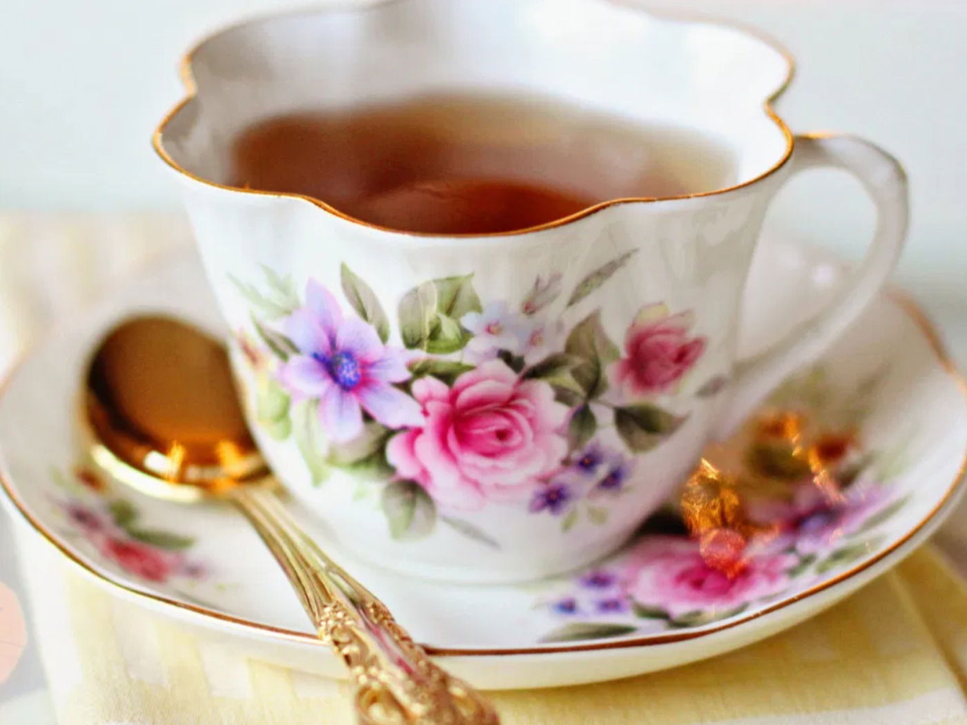 15 temas cortos para una tarde con las hermanas cristianas - Biblia