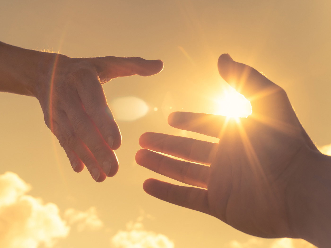 Amar o próximo: 7 atitudes de amor ao próximo na Bíblia - Bíblia